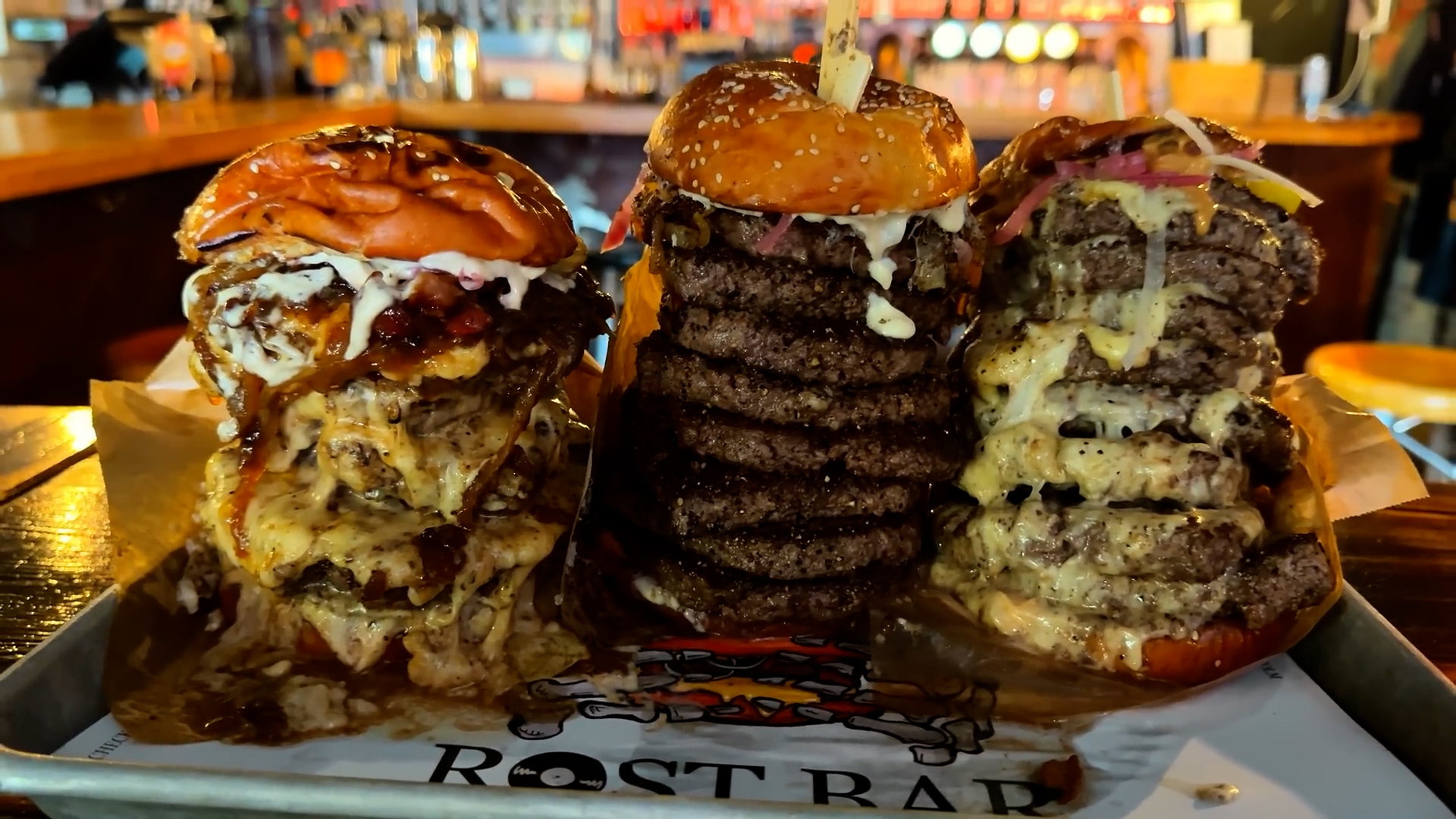Man tries to survive giant 8lb tower burger challenge