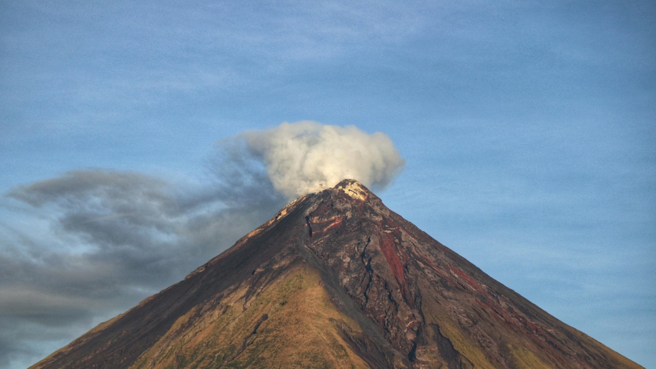 Kanlaon volcano fires 5 ash emissions in 24 hours as Philippines ...