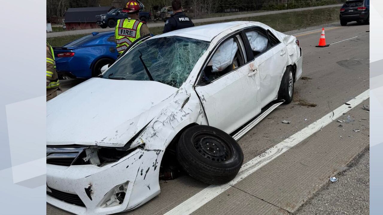 Three hurt in US 41 rollover crash near Peshtigo River