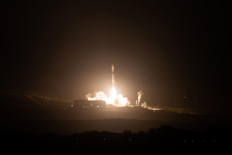 SpaceX plans 2 rocket launches at Vandenberg. See weekly schedule