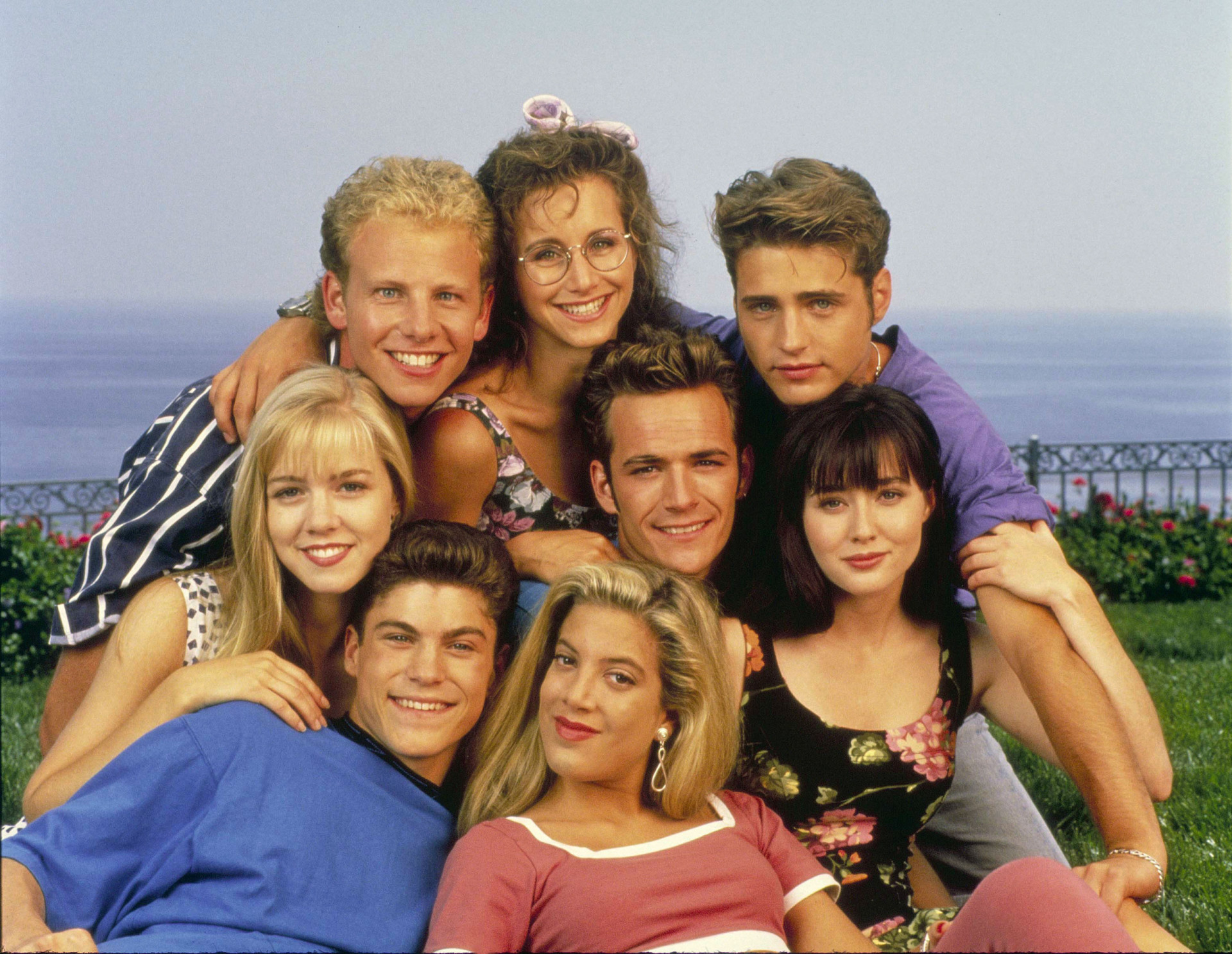 'Beverly Hills, 90210': Then and now