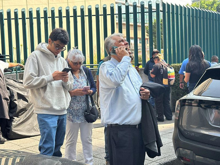 Earthquake hits southern Mexico, no victims reported