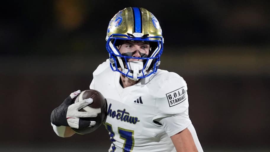 Notre Dame keeps its May heater blazing with a monster tight end commitment