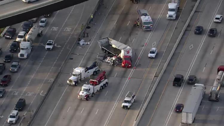 I-45 crash near SH-242 cleared after causing major delays
