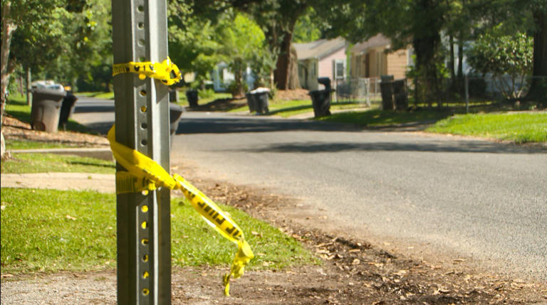 1 dead, 1 injured in overnight shooting in Baton Rouge, officials say