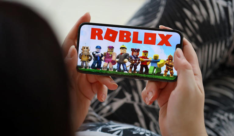 Parents thank mum as she explains exactly how to block shows on Netflix