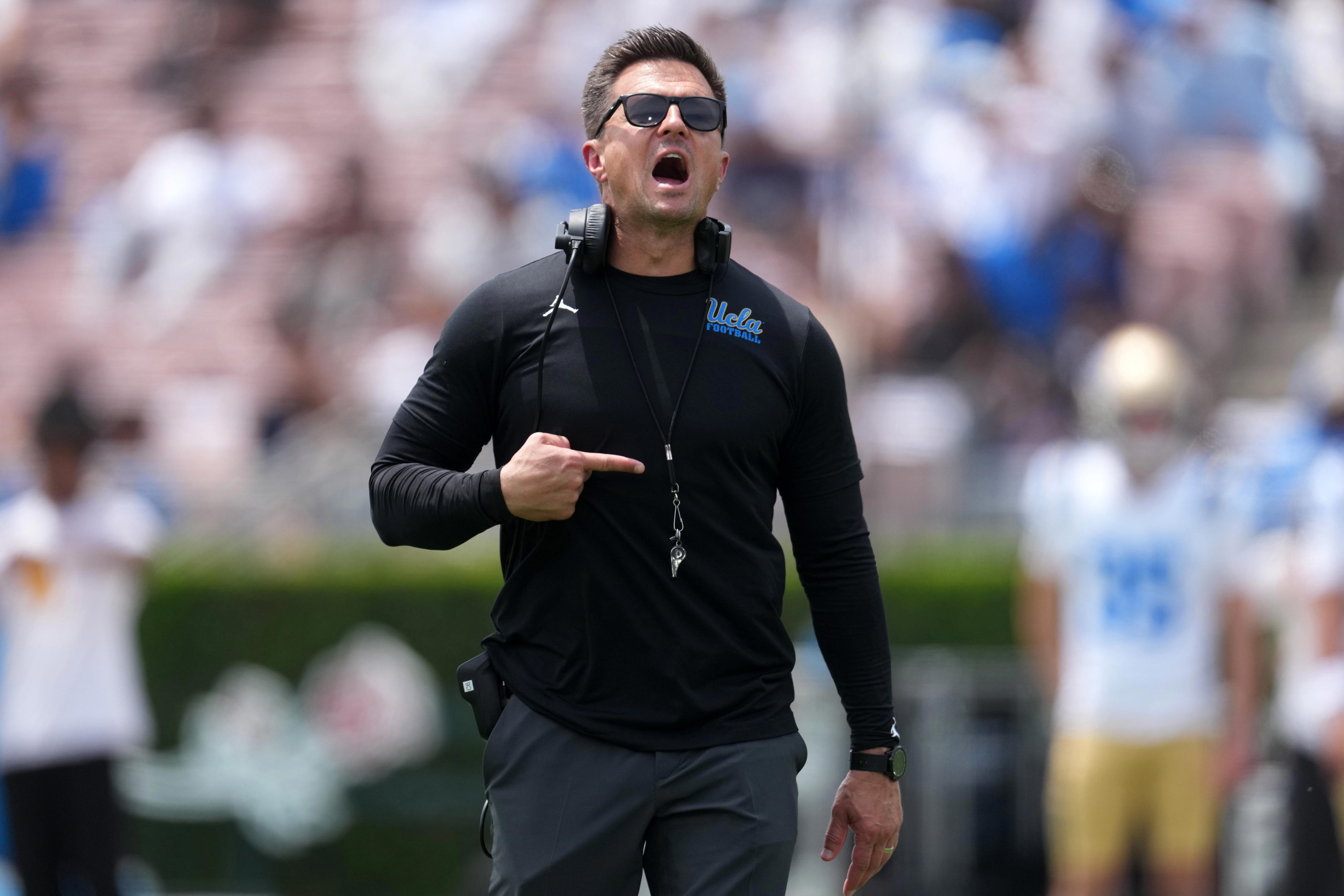 Bob Chesney hosts his first spring game with the UCLA Bruins