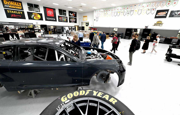 NASCAR race teams in NC trade accusations in lawsuit over theft + trade ...