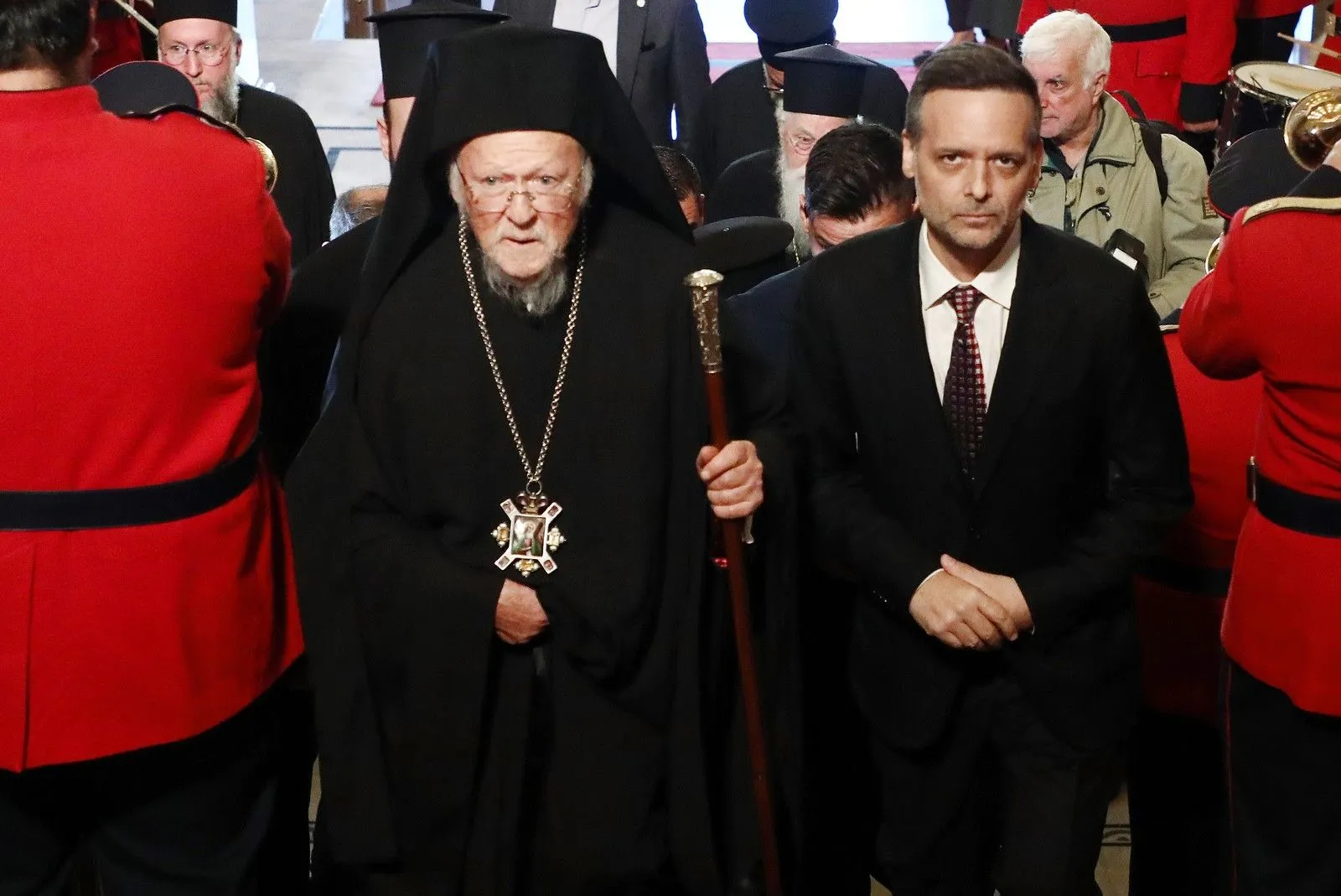 Η υποδοχή του Πατριάρχη Βαρθολομαίου στην Αθήνα και η συνάντηση με τον ...