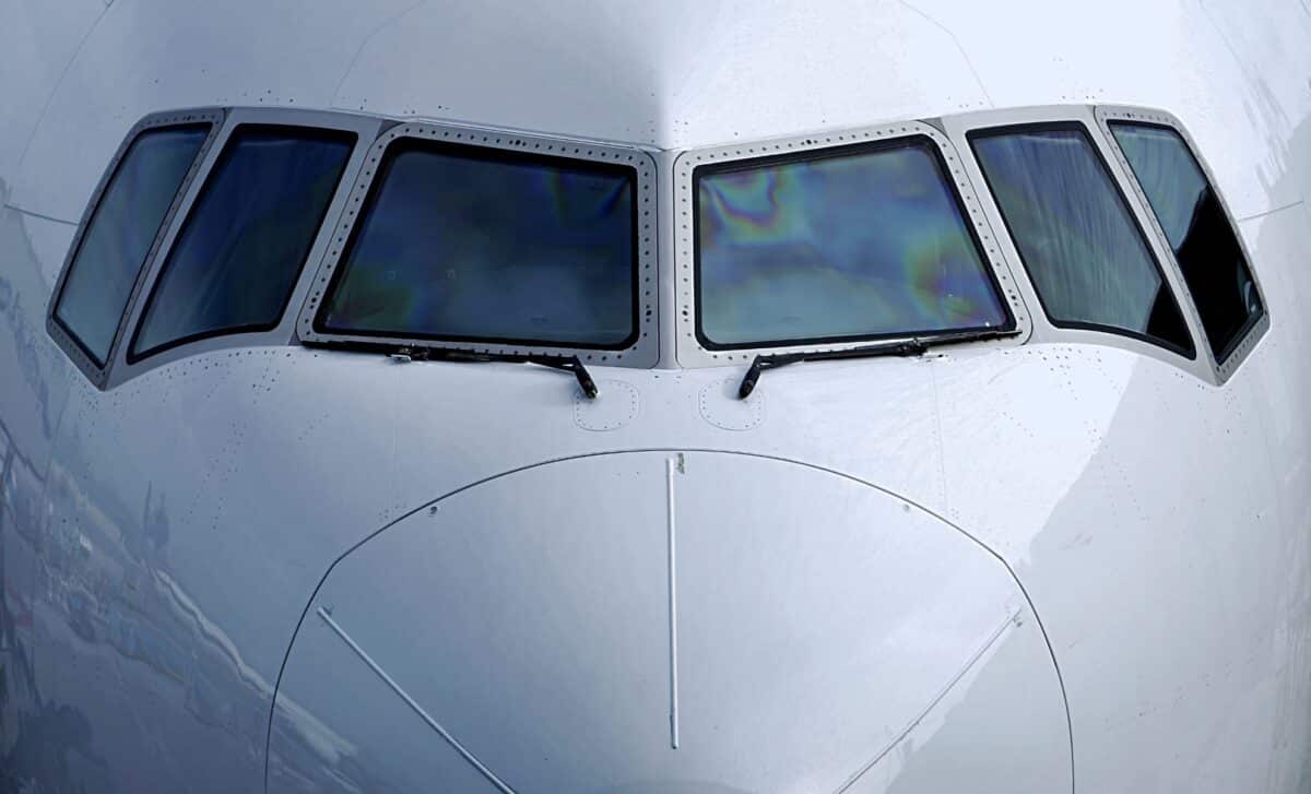NASA just turned a retired Boeing 777 into the largest flying lab ever ...