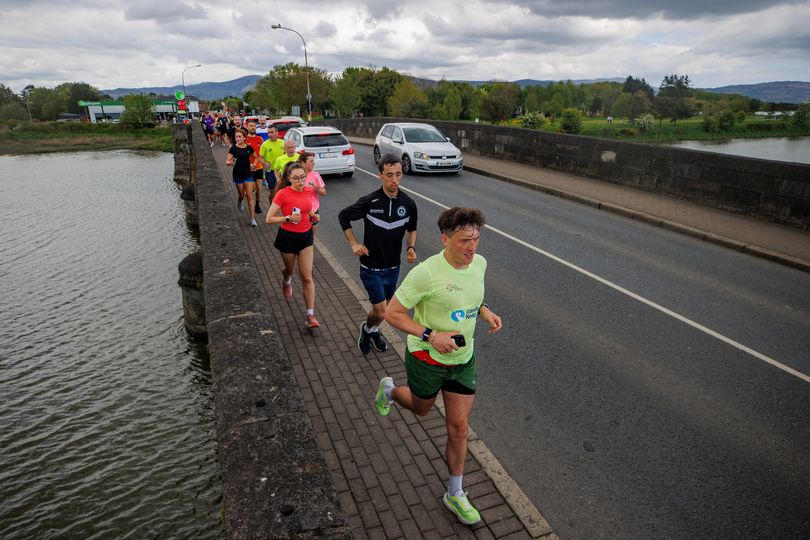 Brothers set to smash £1m dementia fundraising goal during marathon ...