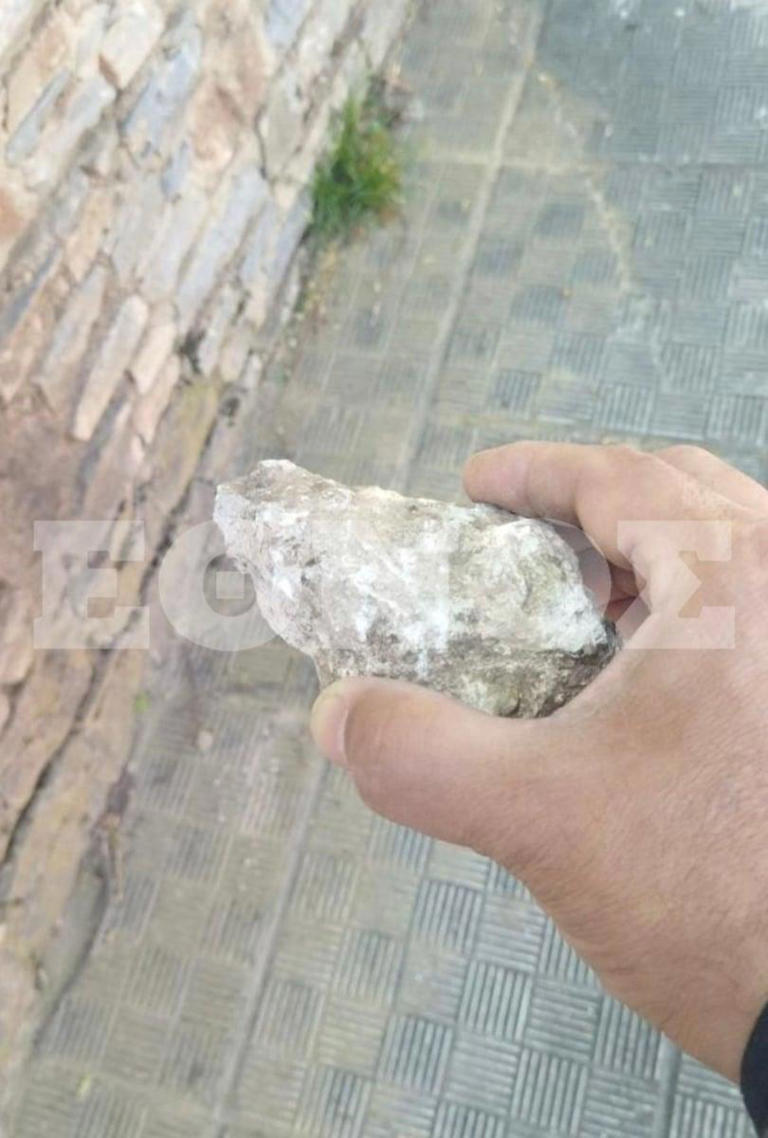 Τρόμος στην Κηφισιά: Διανομέας επιτέθηκε σε πέντε γυναίκες πετώντας ...