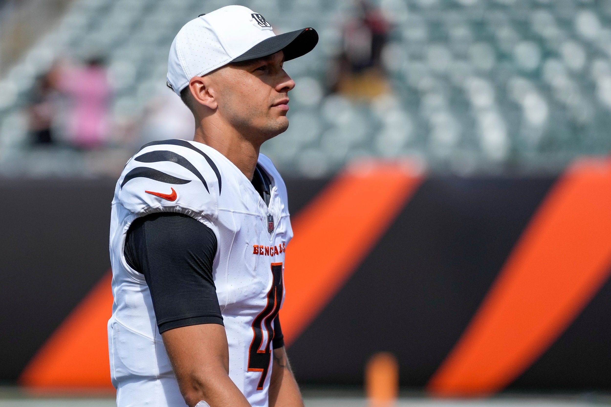 Packers to release QB Desmond Ridder