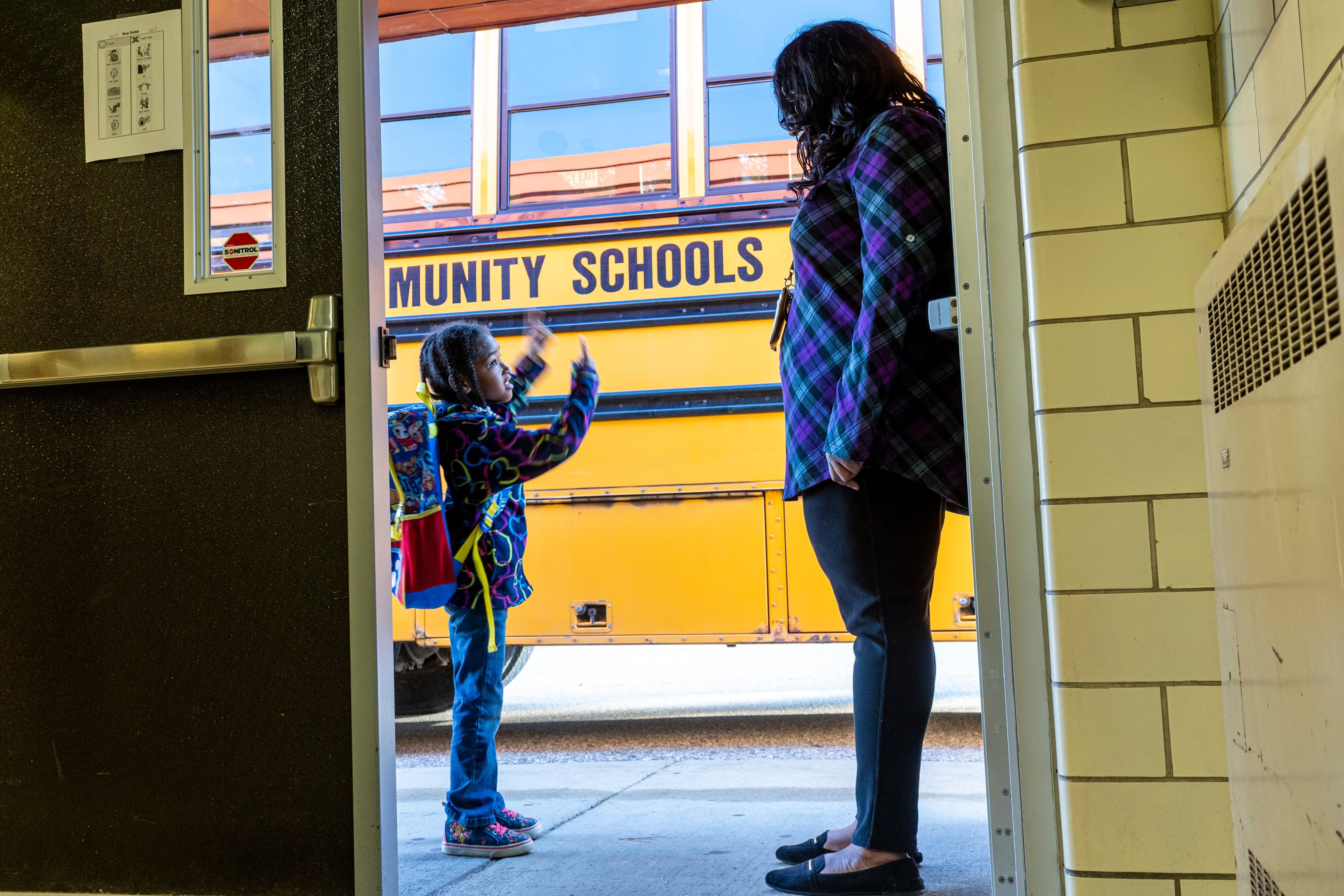 Flint schools launch home visits to address chronic absenteeism, enrollment