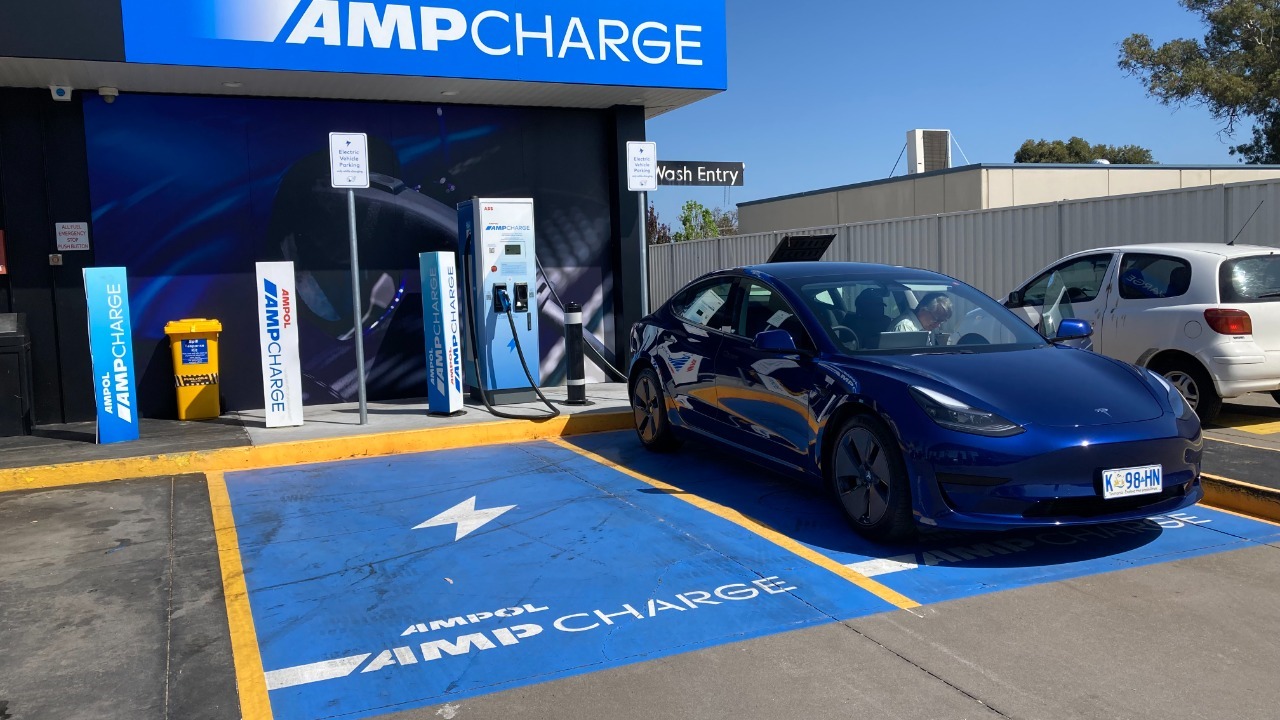 Used EV prices drop within $1,300 of gas equivalents as off-lease flood ...