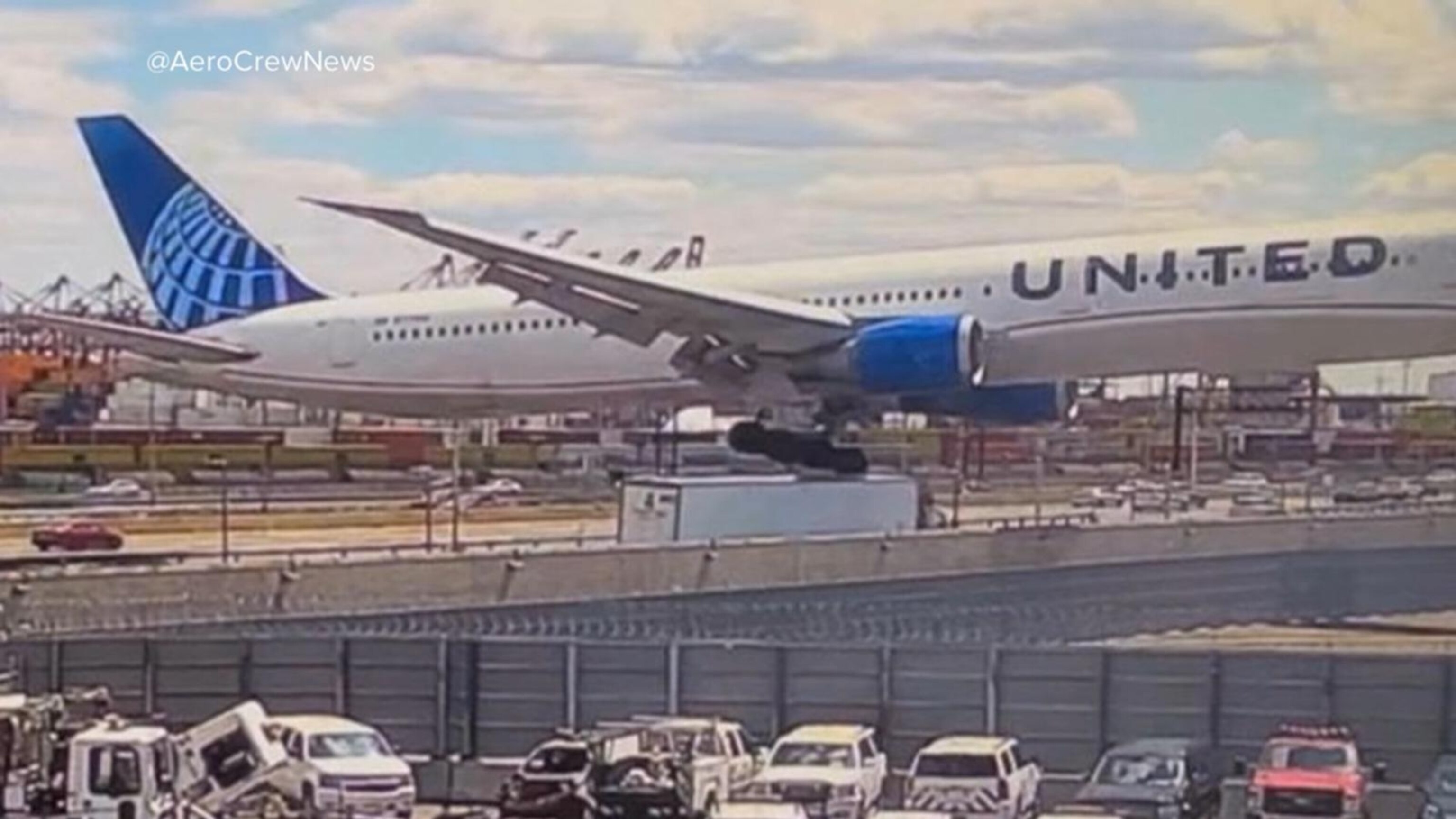 United plane hits bakery truck while landing at Newark Airport