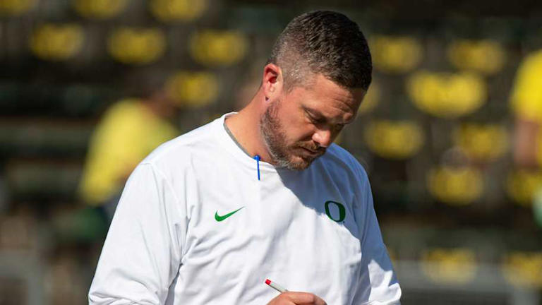 Oregon recruiting target turns heads with summer visit schedule