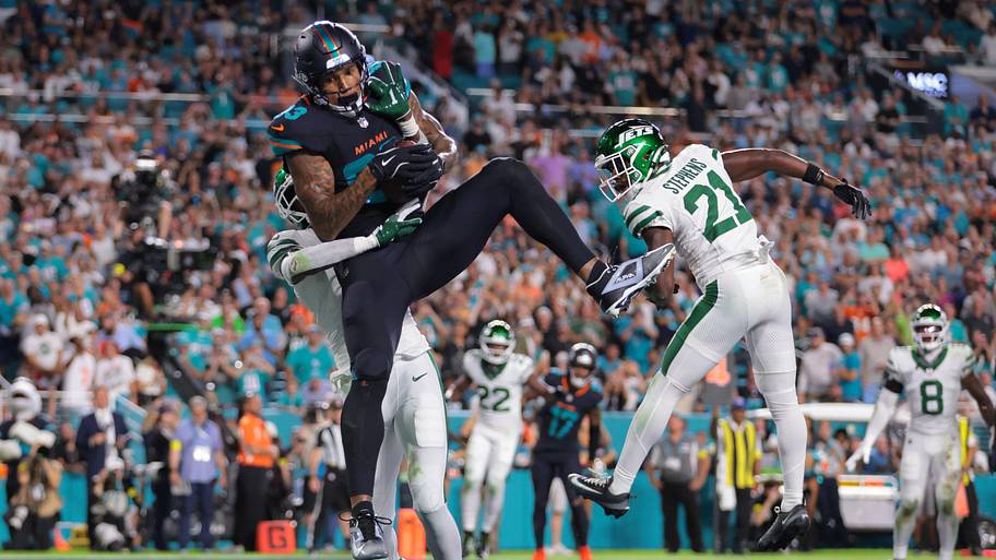 Schedule sneak preview: What Dolphins game could get prime-time treatment?