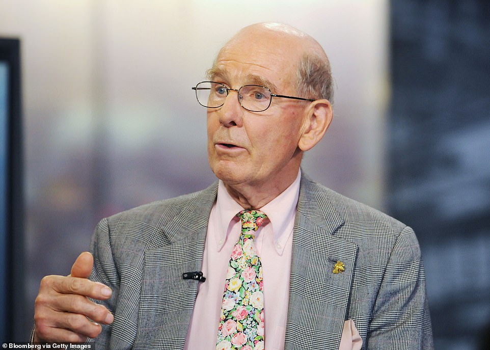 Top US economist warns of recession this year