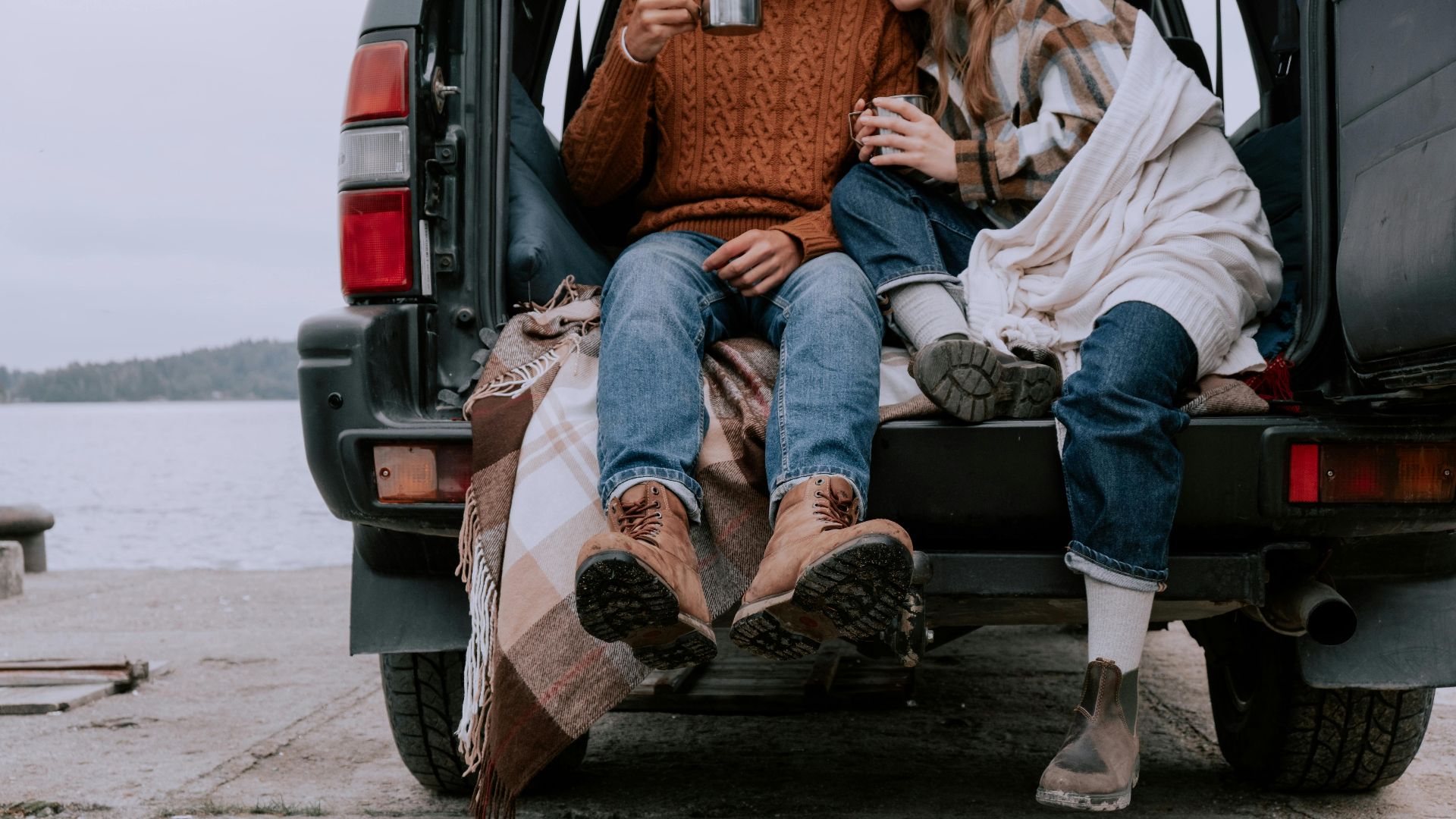 10 things in your car that say you have your life together & 10 that ...