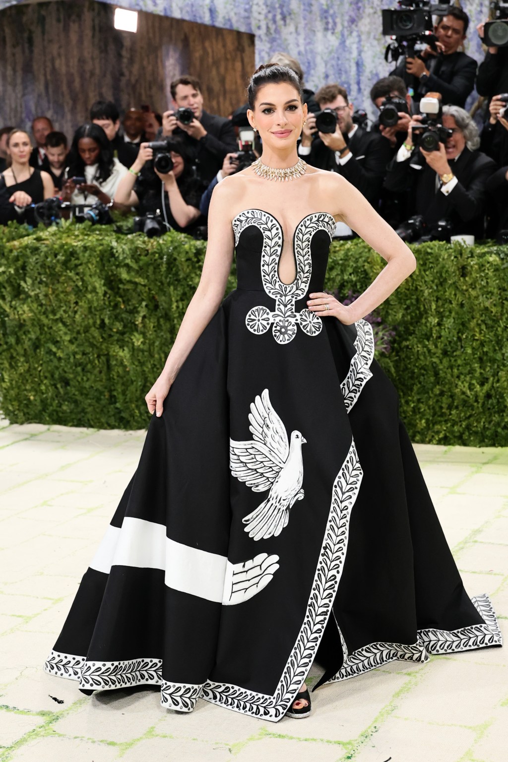Anne Hathaway gets poetic on Met Gala 2026 red carpet