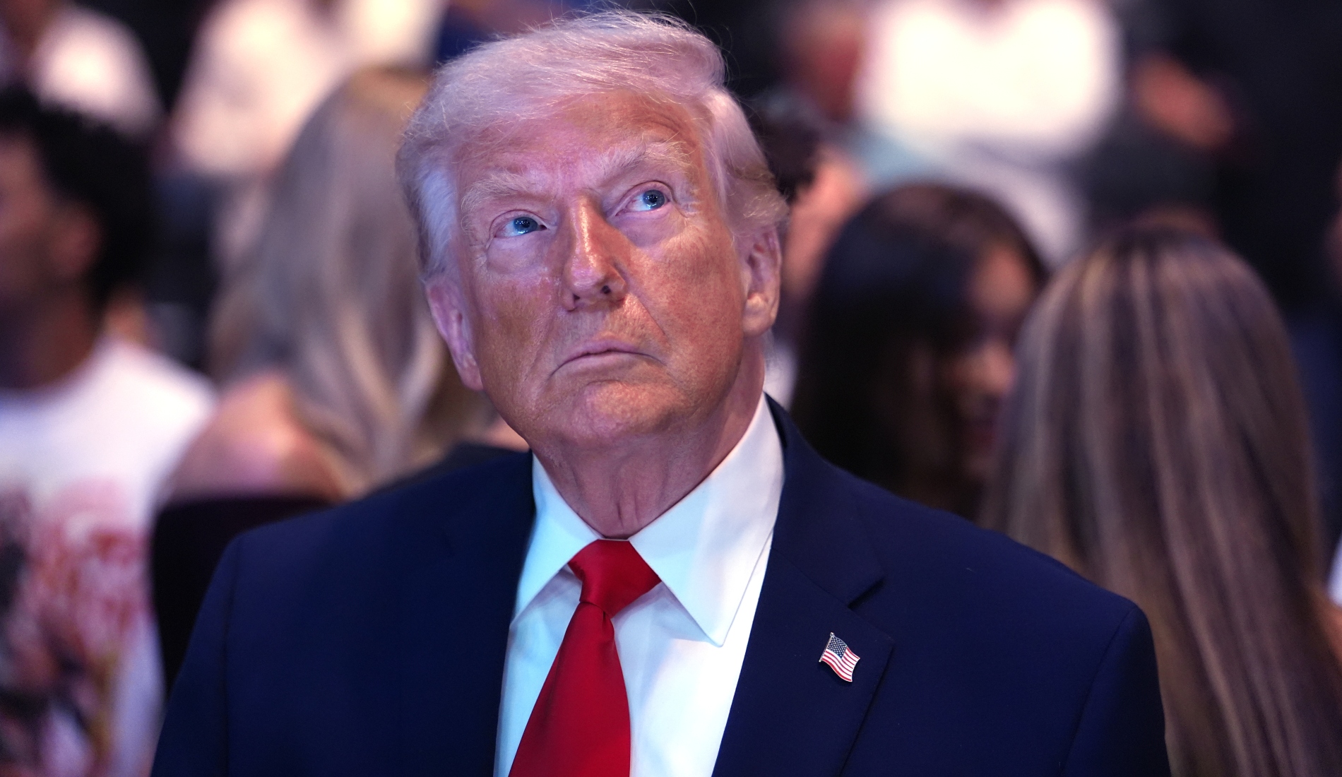 Trump’s late-night Truth Social meltdown included an AI swimsuit photo ...