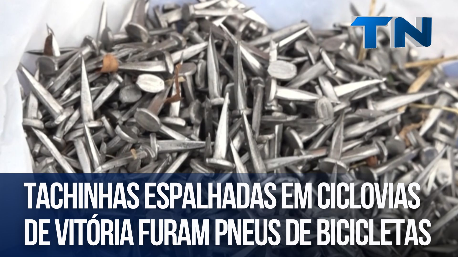 Tachinhas espalhadas em ciclovias de Vitória furam pneus de bicicletas