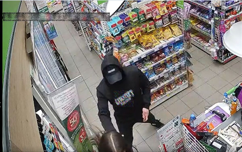 Rozbój w Słupsku. Groził ekspedientce nożem i ukradł pieniądze