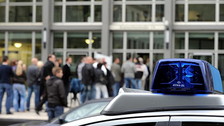 Γερμανία: Δύο νεκροί στη Λειψία από οδηγό που έπεσε με το όχημά του στο ...