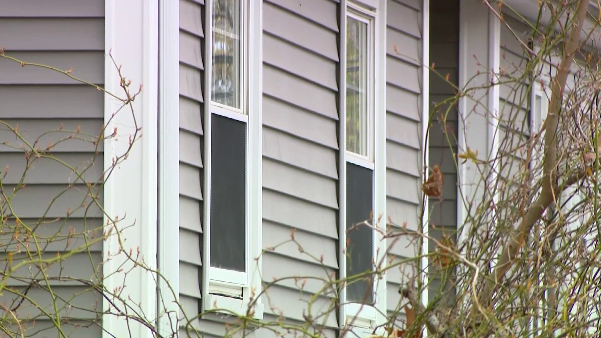 2 men facing charges in alleged armed home invasion in Saugus