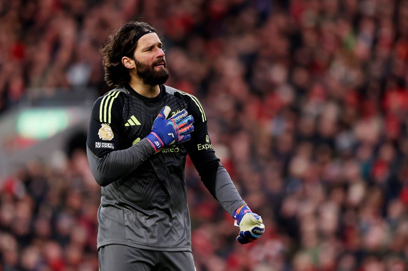 Peter Crouch claims Liverpool cannot afford to let 'irreplaceable' star ...