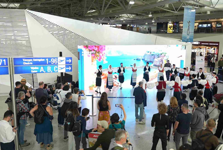 H Αθήνα μετατρέπεται σε μια μεγάλη σκηνή αφιερωμένη στο πιάνο