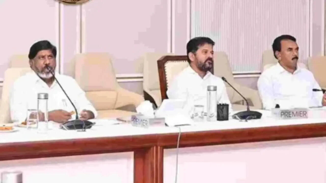 తెలంగాణలో భూముల ధరల పెంపు... సీబీఐకు విద్యుత్ కొనుగోలు అక్రమాల కేసు ...