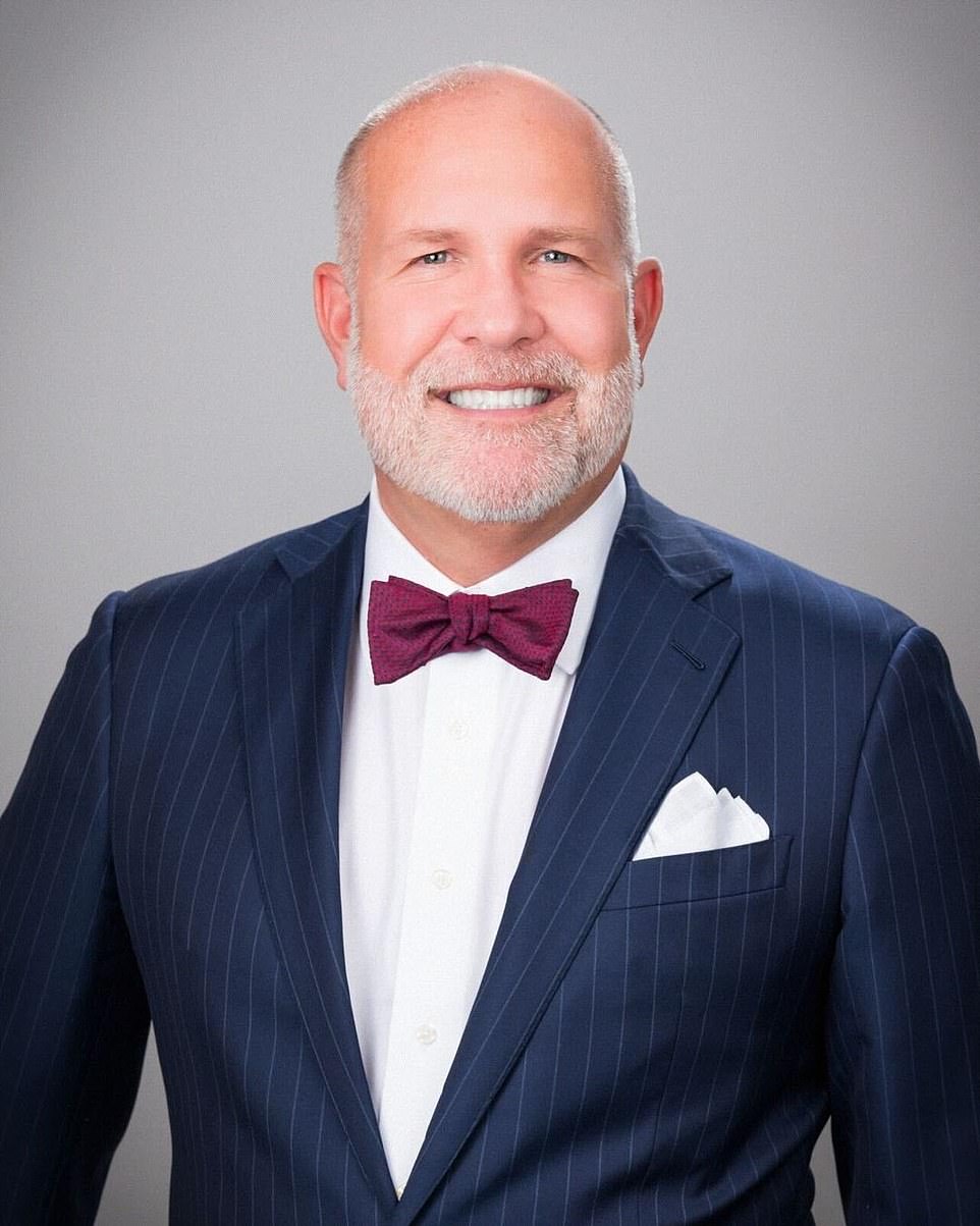 Top US economist warns of recession this year