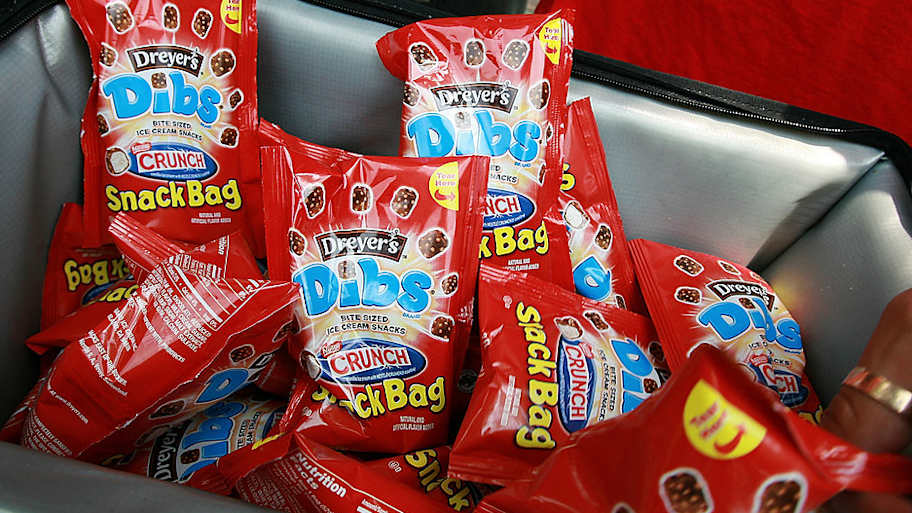 6 discontinued movie theater snacks we still think about during the ...