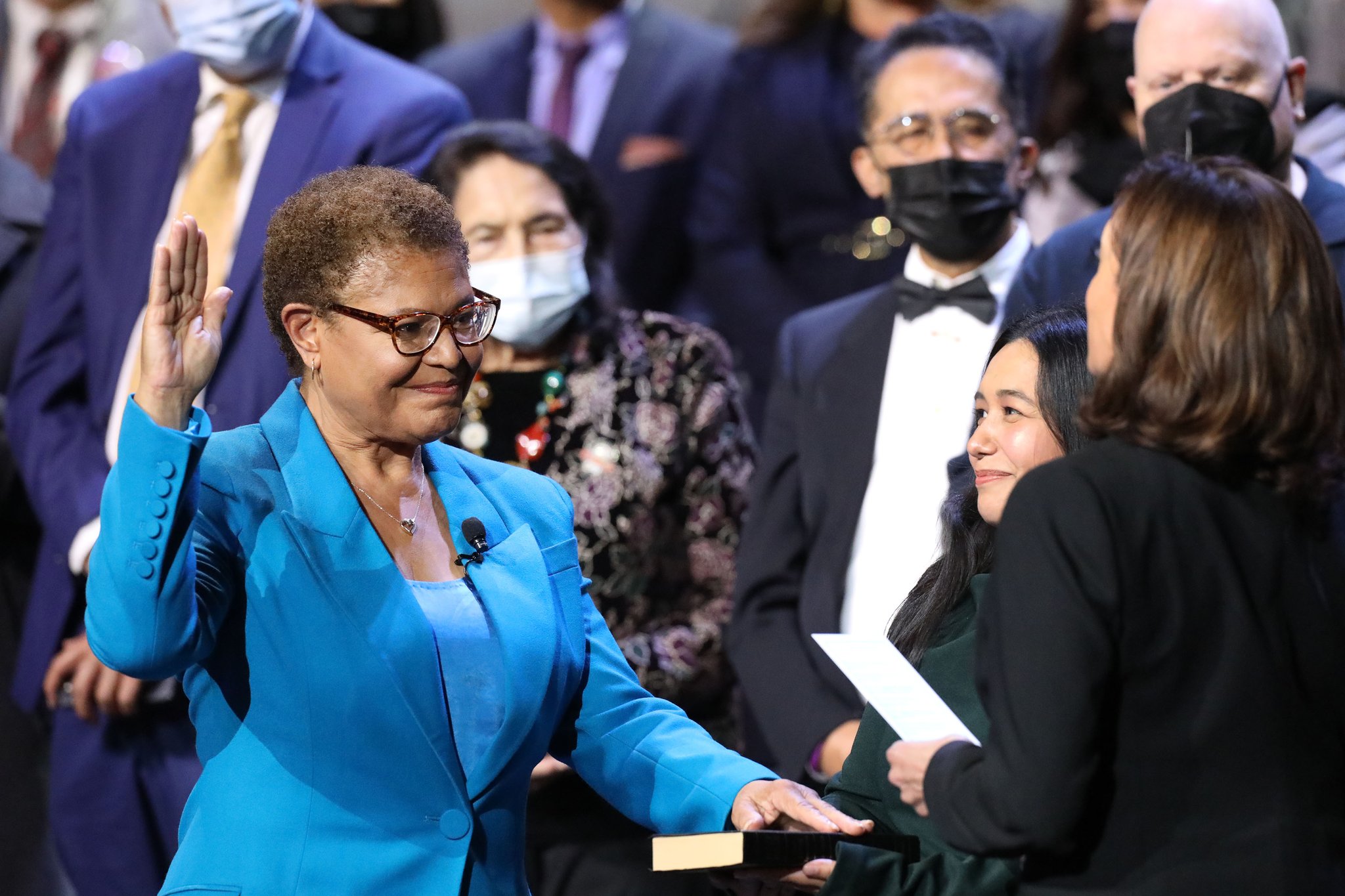 Kamala Harris endorses LA Mayor Karen Bass for second term
