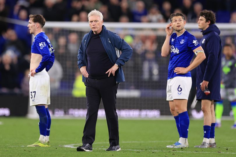 Merlin Rohl delivers Everton penalty verdict after David Moyes left ...