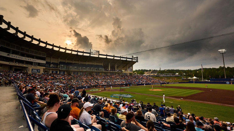 Umpires on notice: College baseball trying out ABS, with SEC using for ...