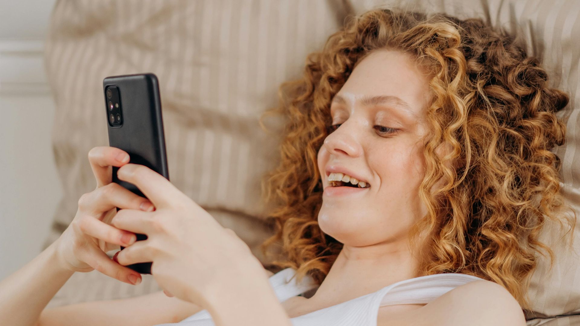 10 things couples call “privacy” & 10 that are actually secrecy