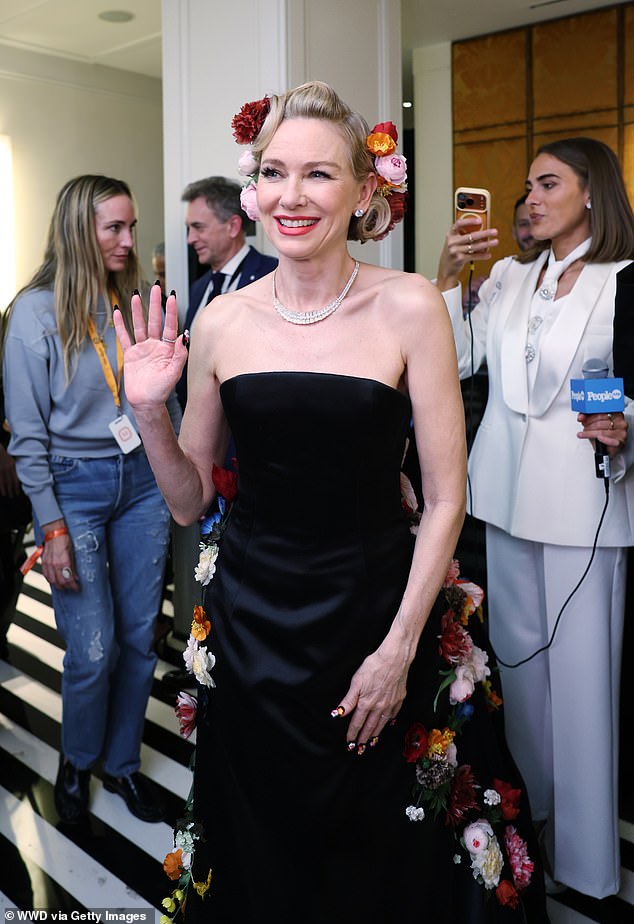 Small detail in Naomi Watts Met Gala ensemble shows why she is one of ...