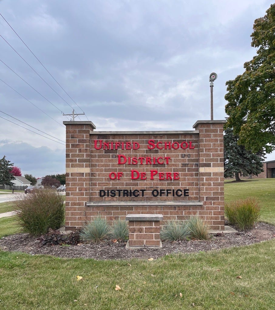 De Pere superintendent contract approved for 2026-27