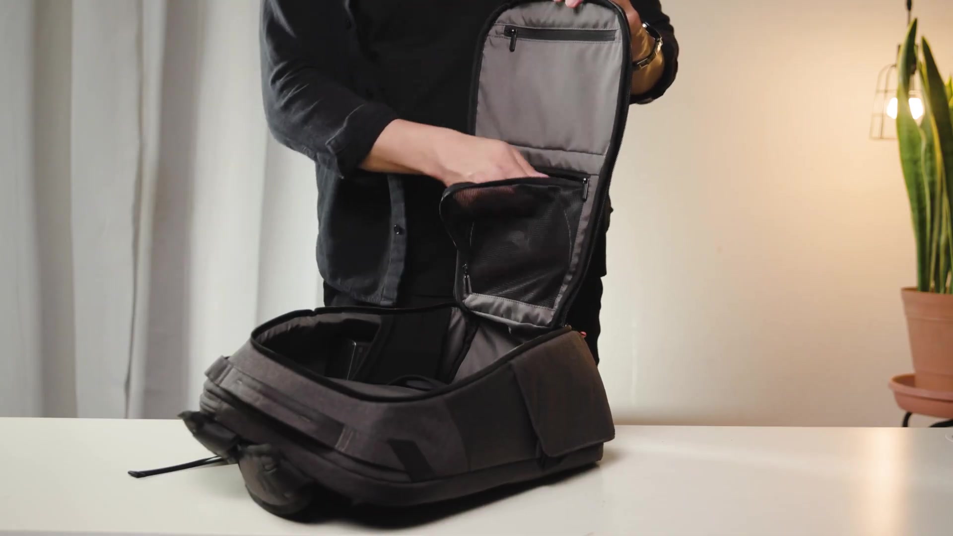 Made for life in motion Lenovo ThinkPad 16-inch Click-Go Backpack Aura ...