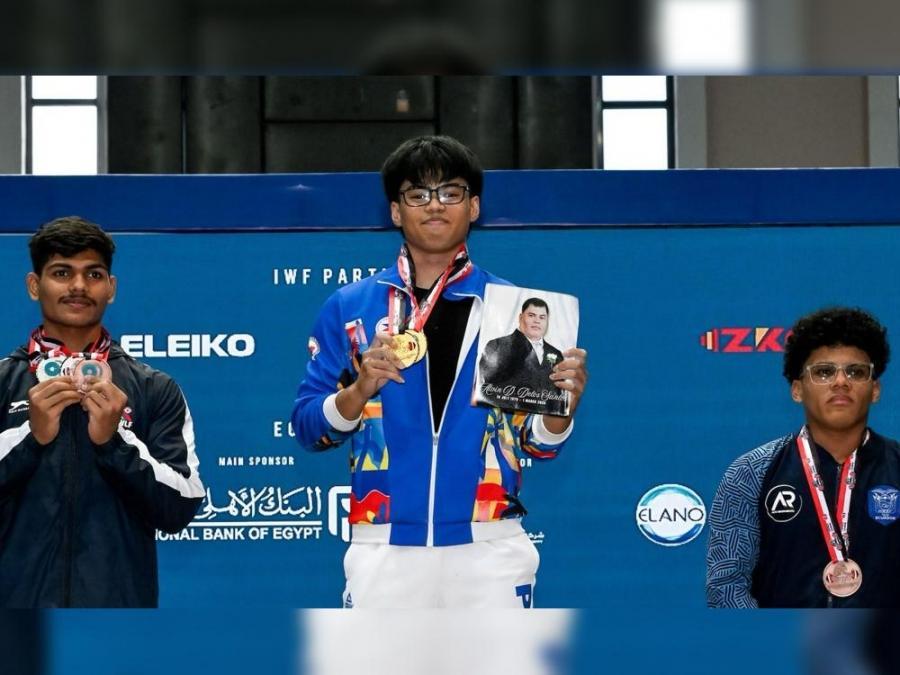 Filipino teen Albert Ian Delos Santos breaks own weightlifting world ...