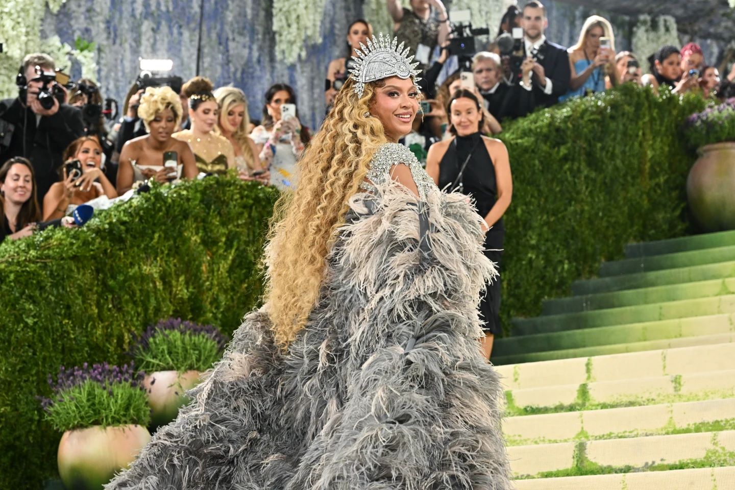 Met Gala 2026: Όταν η μόδα έγινε τέχνη – Η μεγάλη επιστροφή της Beyoncé ...