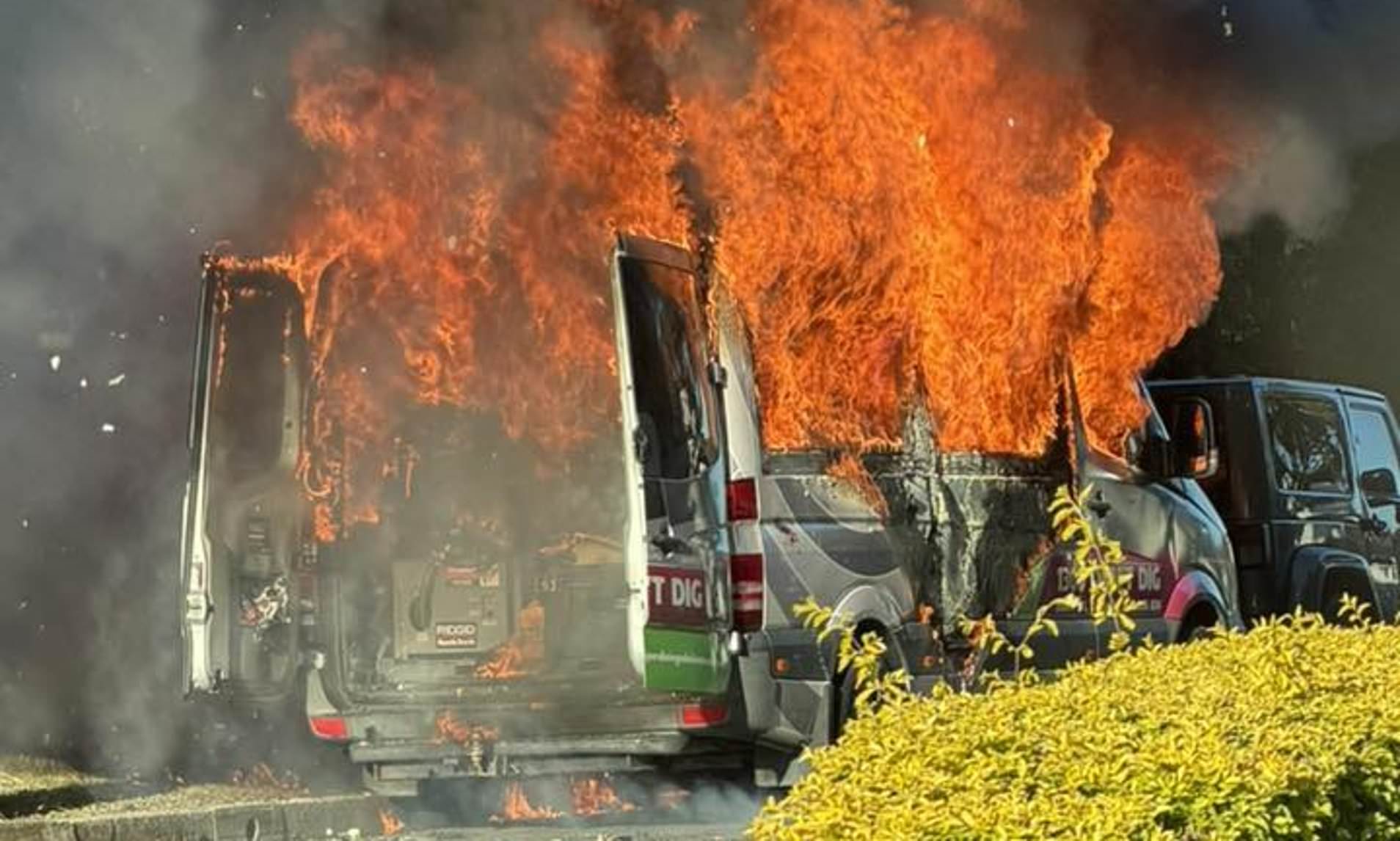 Chaos as van explodes in huge fireball on suburban Bondi street