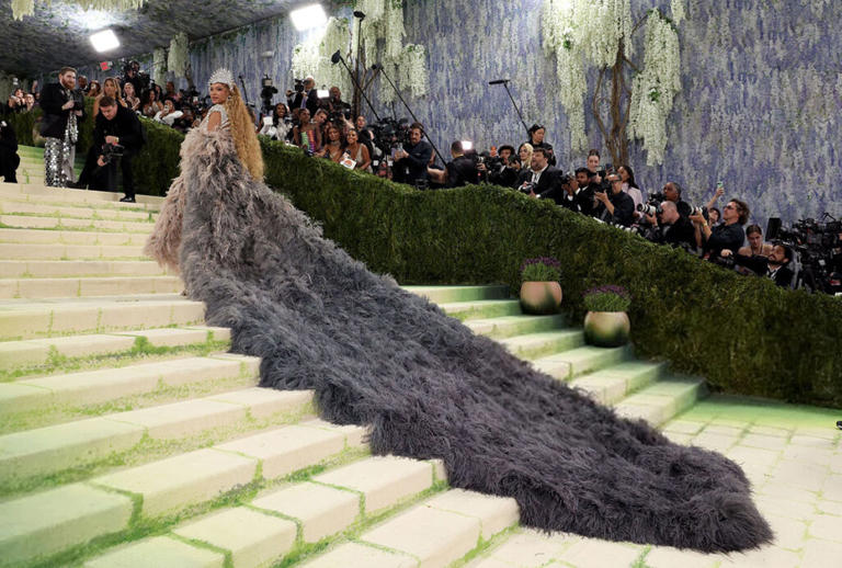 Beyonce’s Crystal Skeletal Olivier Rousteing Look At The 2026 Met Gala