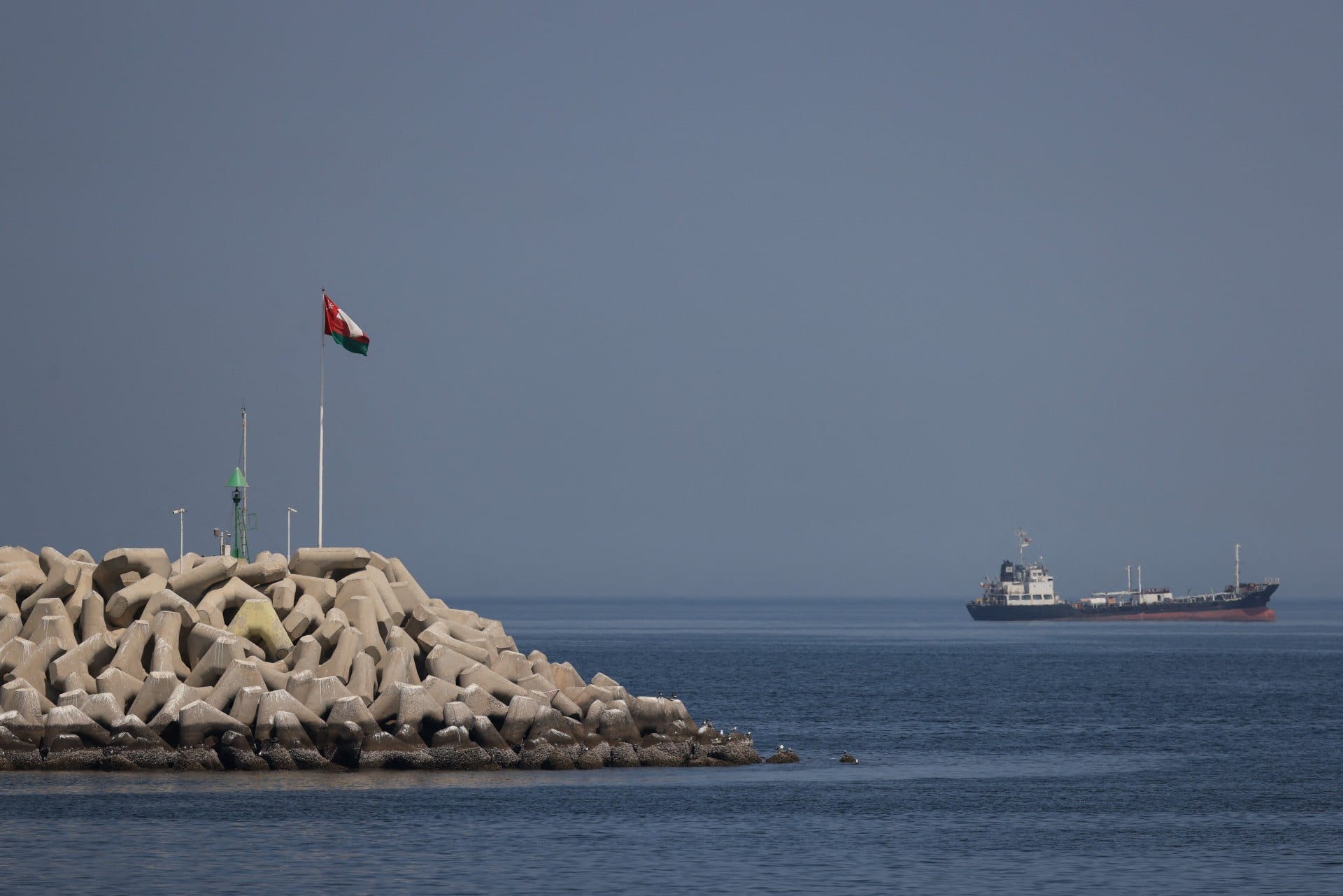 Κλιμάκωση εντάσεων στον Περσικό Κόλπο – Τρία επιθέσεις σε πλοία εκ των ...