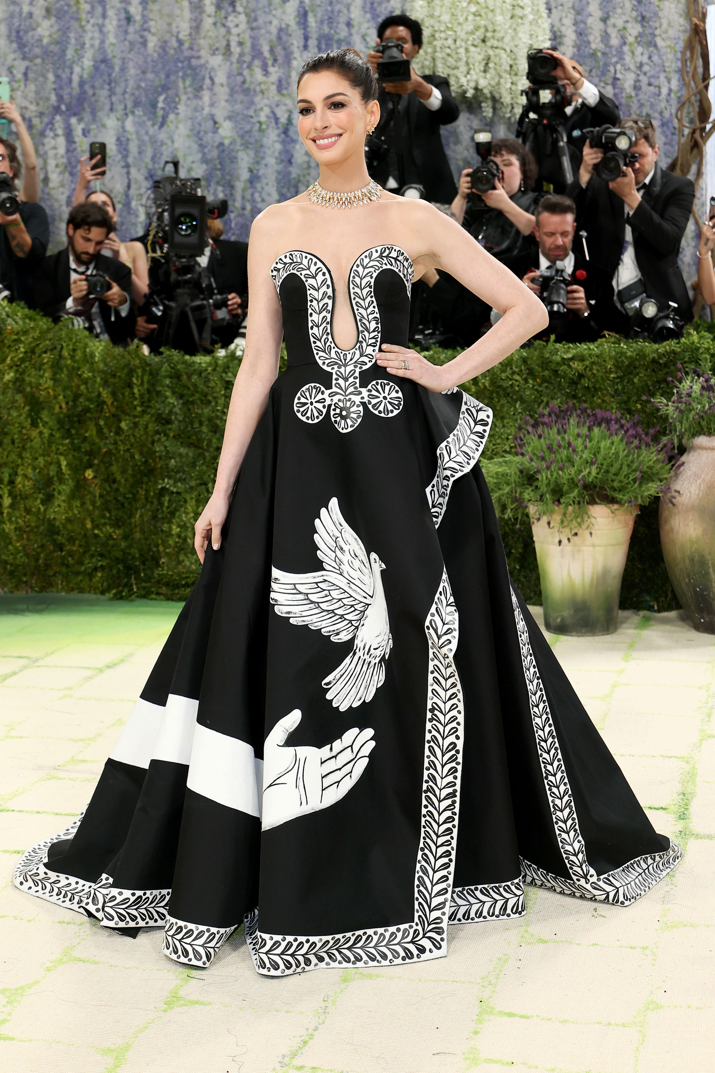 Anne Hathaway gets poetic on Met Gala 2026 red carpet