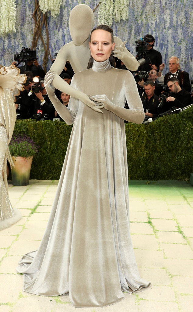 Jordan Roth transforms into a sculpture in must-see Met Gala look
