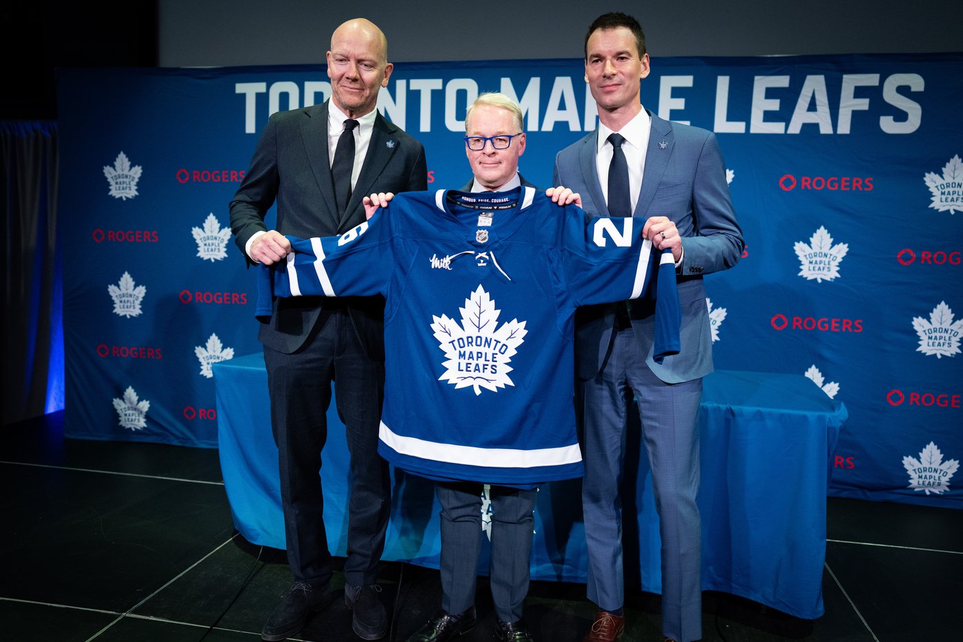 Maple Leafs introduce Sundin, Chayka as Toronto's new management team